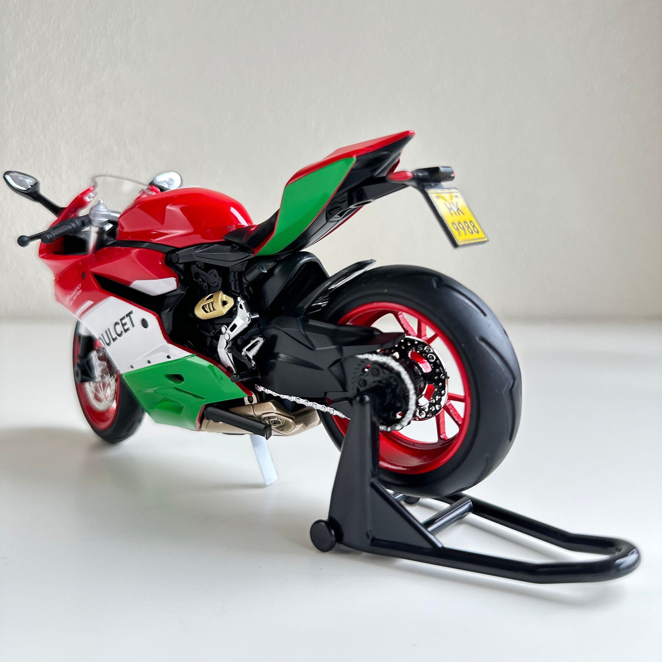 Diecast ducati panigale store