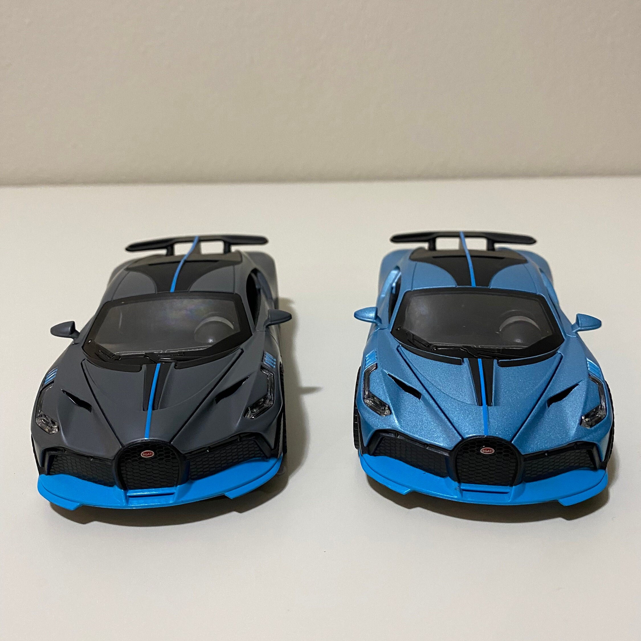 1:32 Bugatti Divo Alloy Model Car Alloy Diecasts Gifts for Boys/gift ...