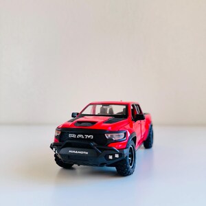 1:32 RAM Mammoth Pickup Alloy Model Car - Alloy Diecasts for Collectors ...