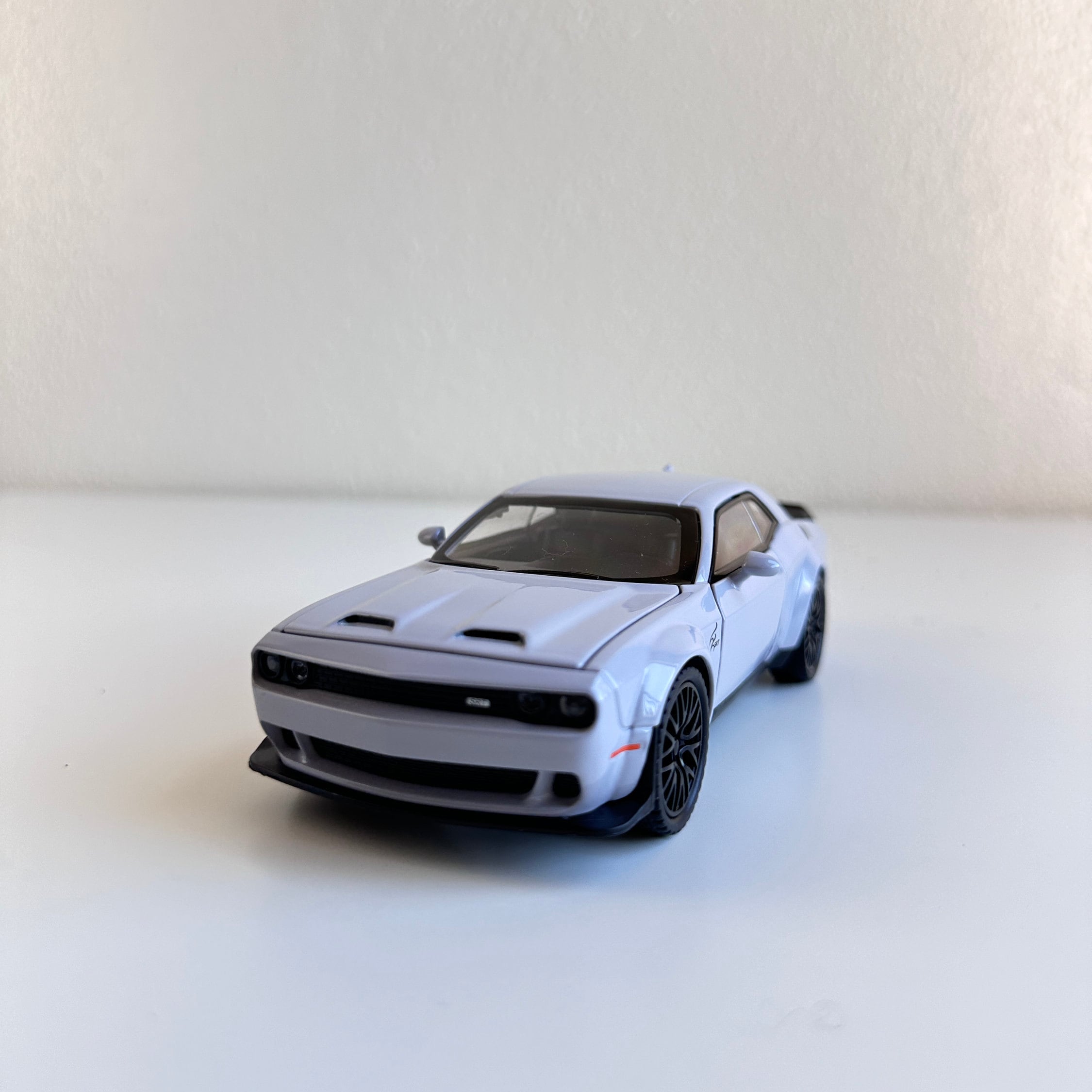 1:32 Dodge Challenger Charger SRT Hell Cat Model Car - Alloy Diecast ...