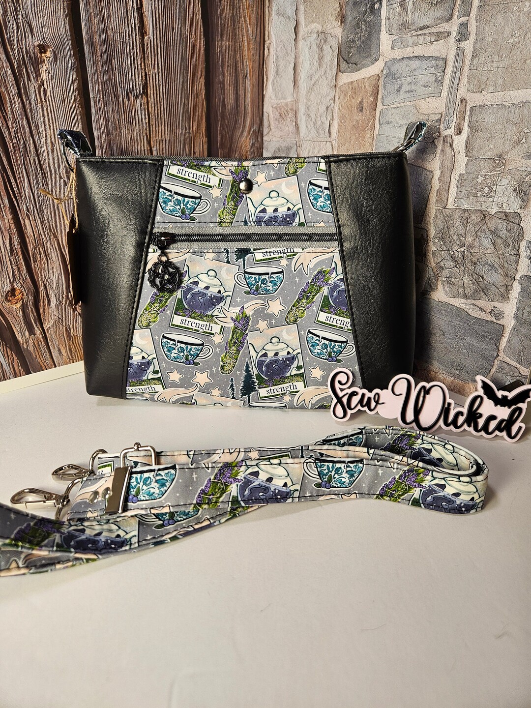 Strength Tarot Crossbody Purse With Pockets, Cat Tarot, Witchy ...