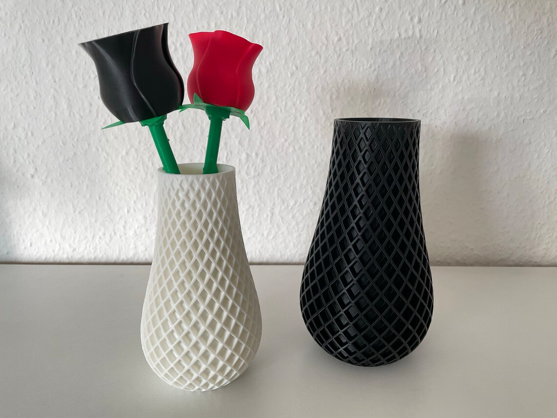 Vase Made of Sustainable Plastic | 3D Printed Vase | Flower Vase ...