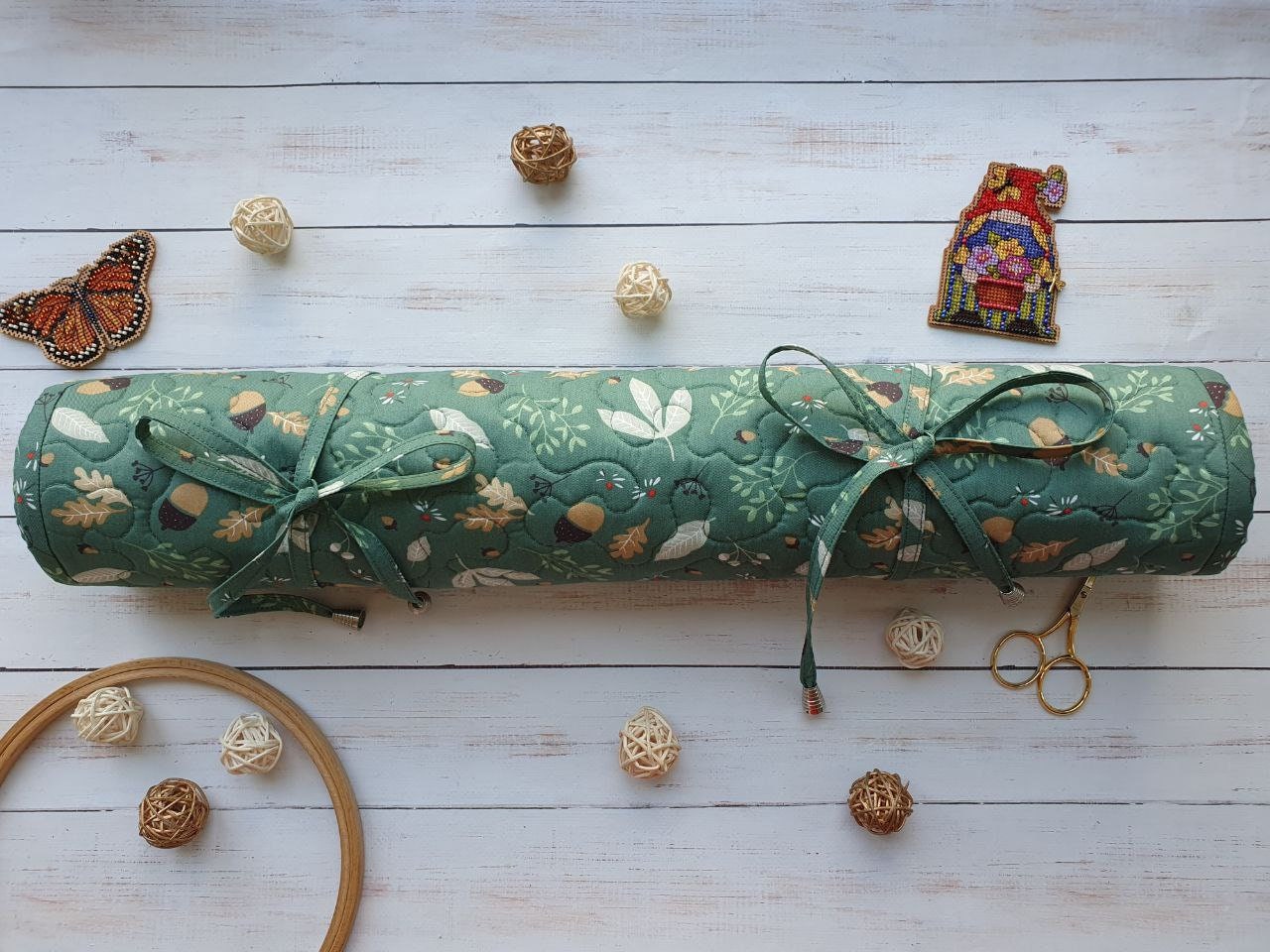 Roll for Storing and Transporting Embroidered Works, Project Organizer ...