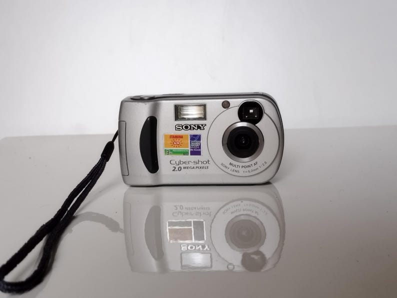 Sony DSCP31 Cyber-shot 2MP Digital Still Camera - Etsy