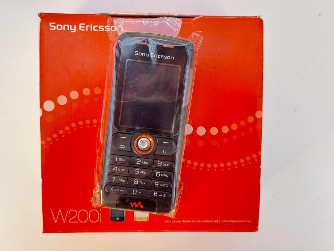 Sony Ericsson W200i Walkman Mobile Phone New Old Stock -vintage Phone ...