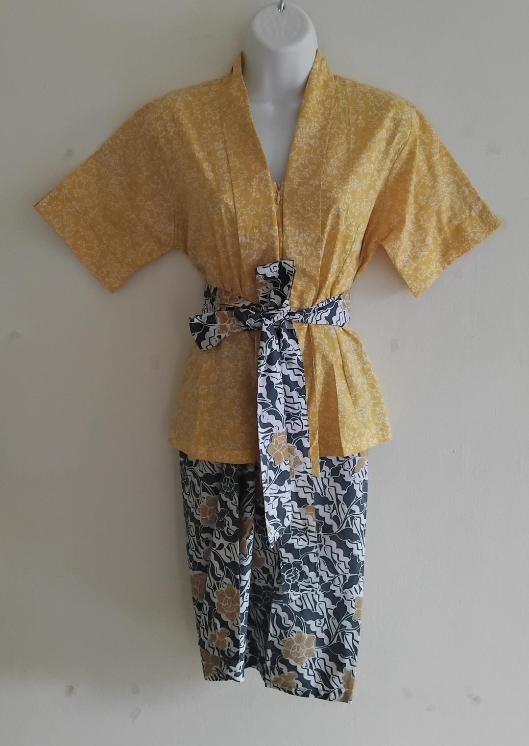 Batik Garutan Kebaya Set - Etsy