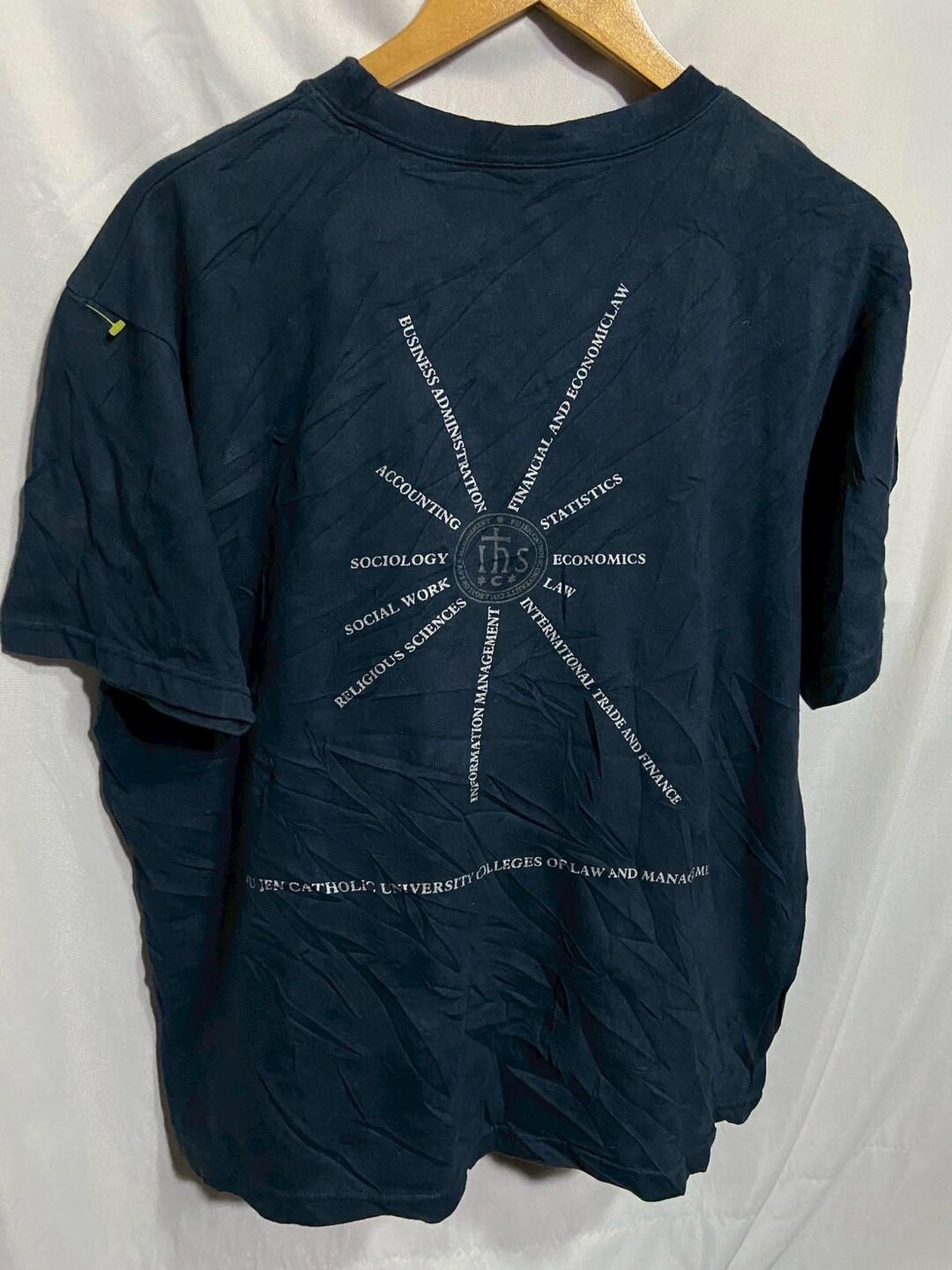 Vintage Fu Jen Catholic University T-shirt Size L - Etsy