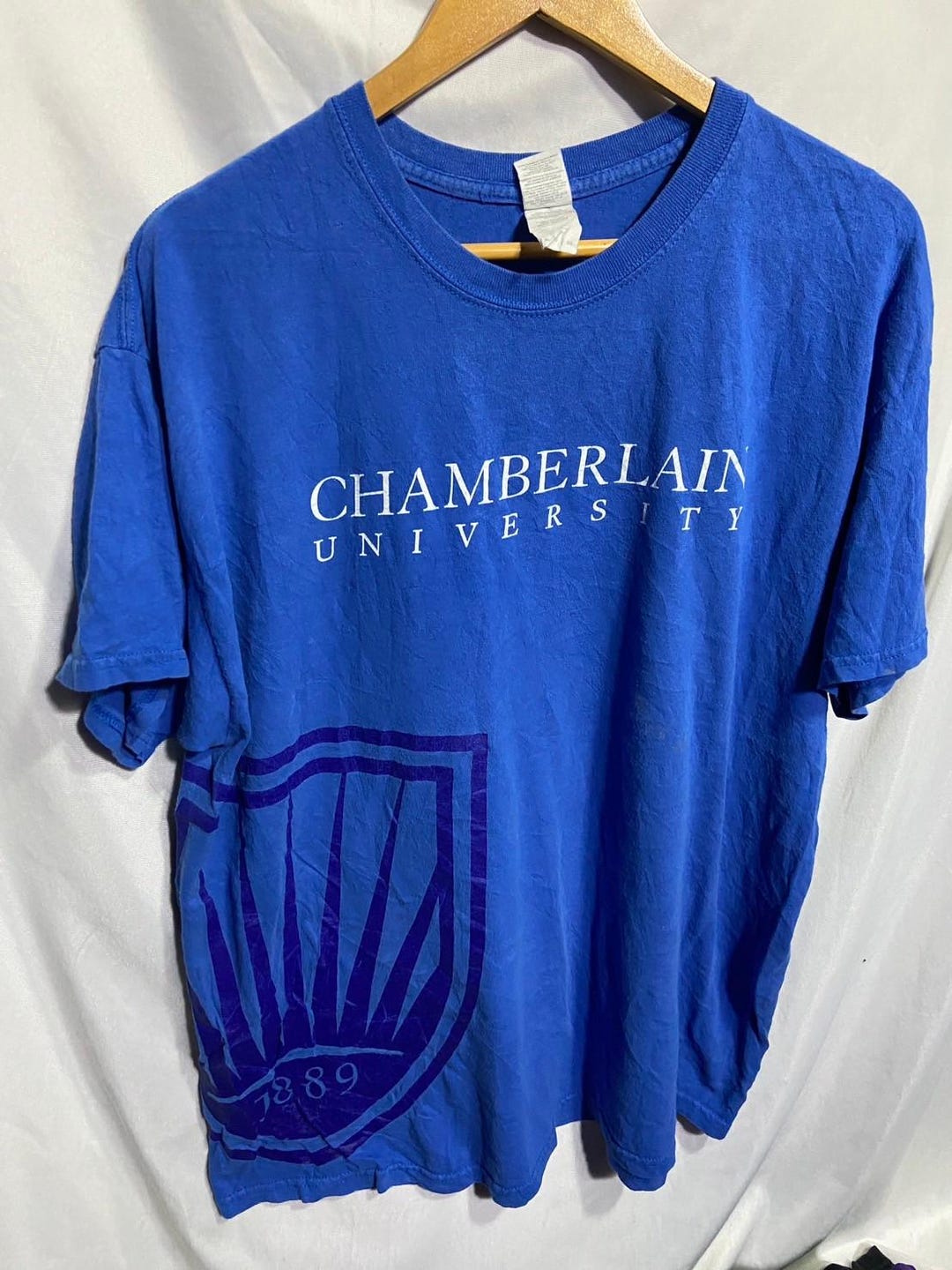 Vintage Chamberlain University: College of Nursing T-shirt Size XL - Etsy