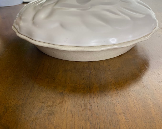 Vintage Lemon Meringue Pie Keeper Covered Ceramic Pie Dish Dessert ...