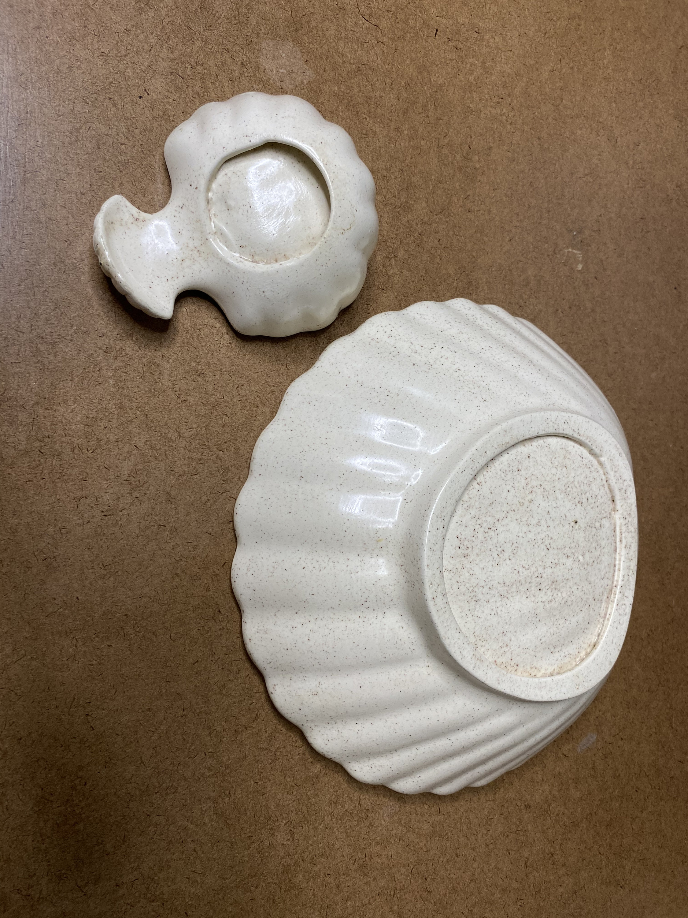 Vintage Hobbyist Chip & Dip Set Clam Shell 2 Piece Ceramic Ivory and ...