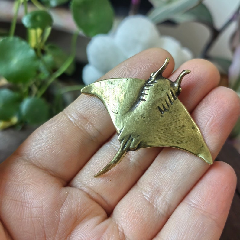 Vintage Brass Mini Manta Ray, Sharks Dolphins Fish Sculpture Statue ...