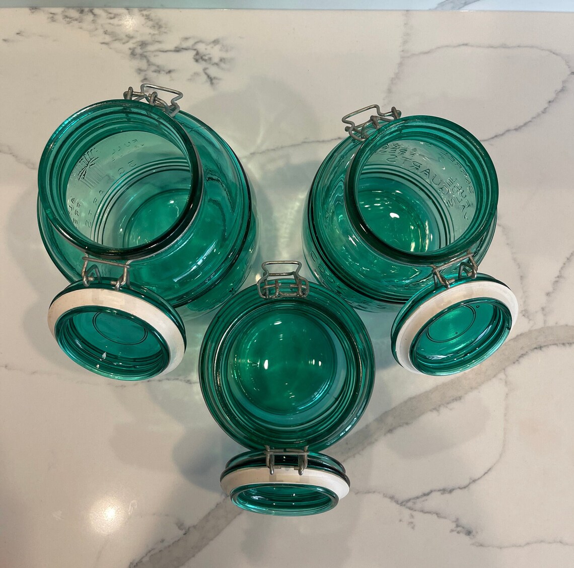 Set of 3 Cracker Barrel Green Glass Jars, 3 Quarts, 2 Quarts, 1.5 ...