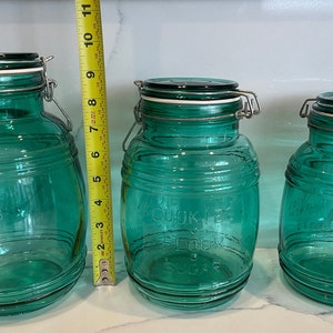 Set of 3 Cracker Barrel Green Glass Jars, 3 Quarts, 2 Quarts, 1.5 ...