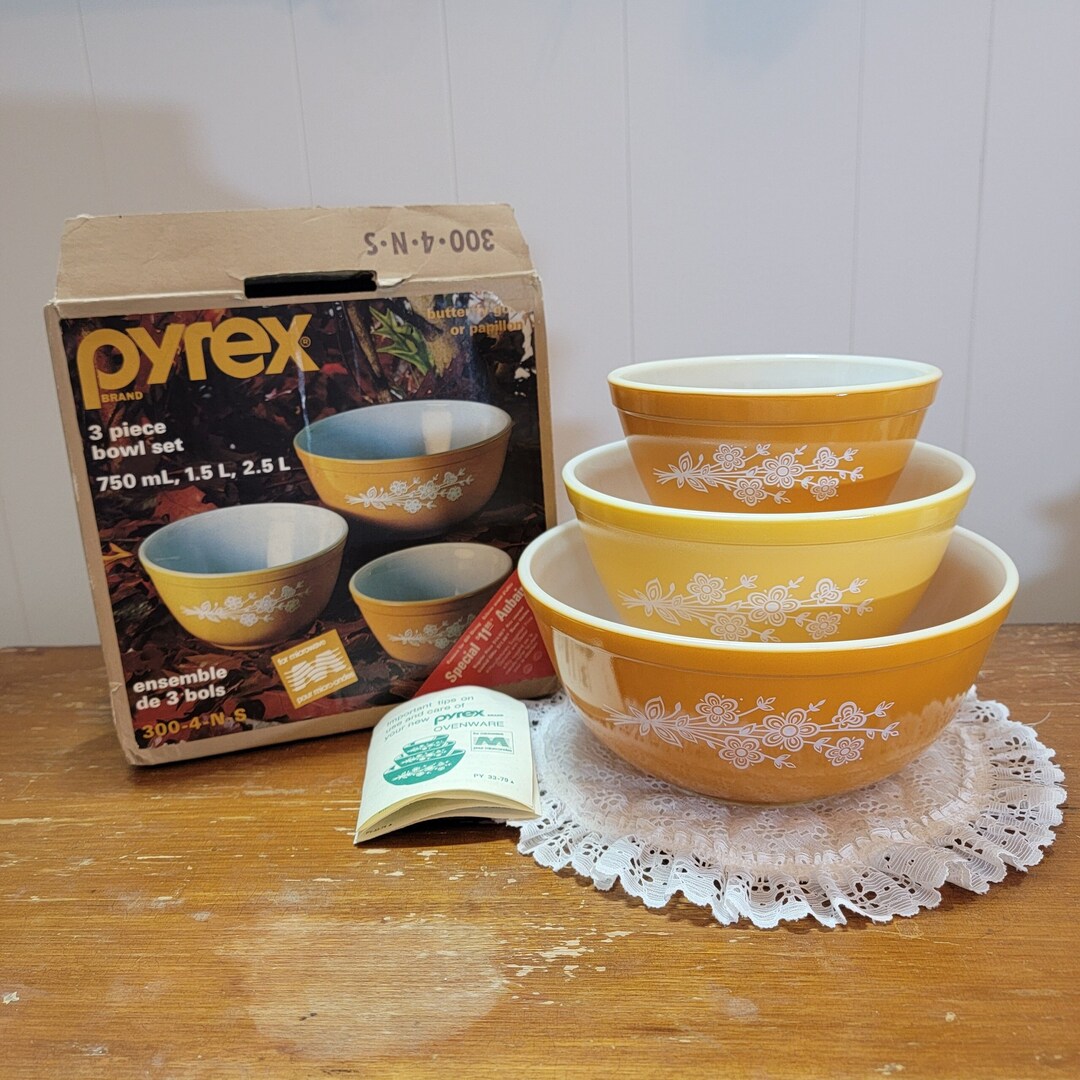 Mint Pyrex, Butterfly Gold Nesting Mixing Bowls Redesign With Original ...