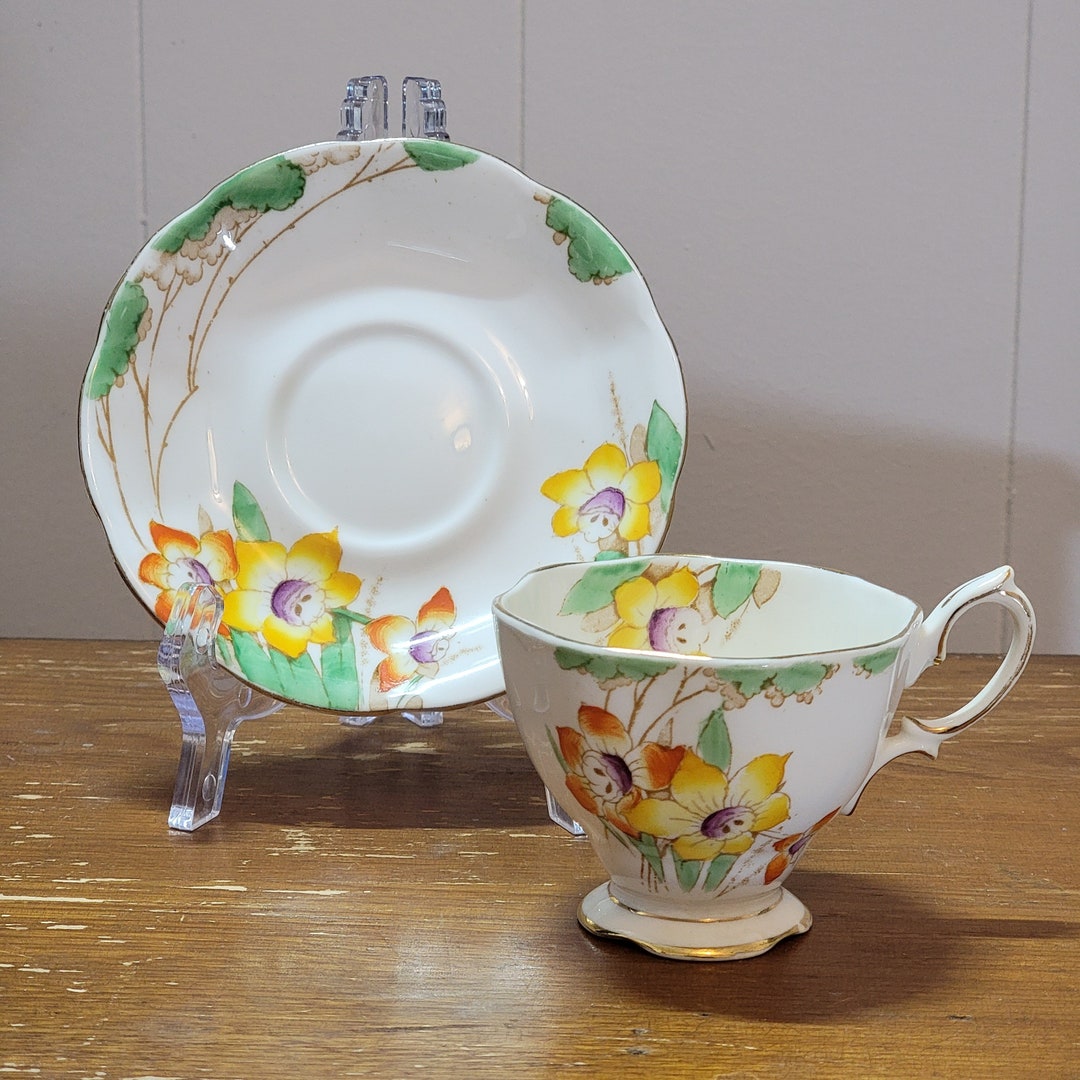 Royal Albert, Crown China 1927-1935, Daffodil, Countess Shape, Tea Cup ...