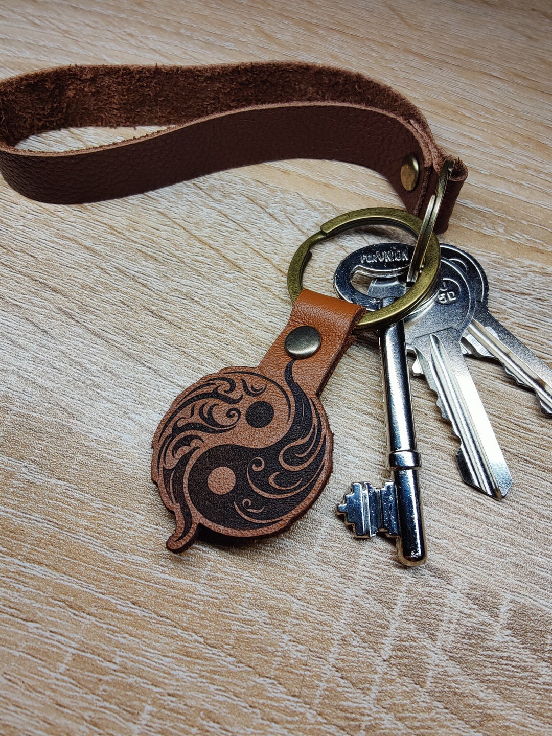 Handcrafted Genuine Leather Ying-yang Keyring Keychain - Etsy