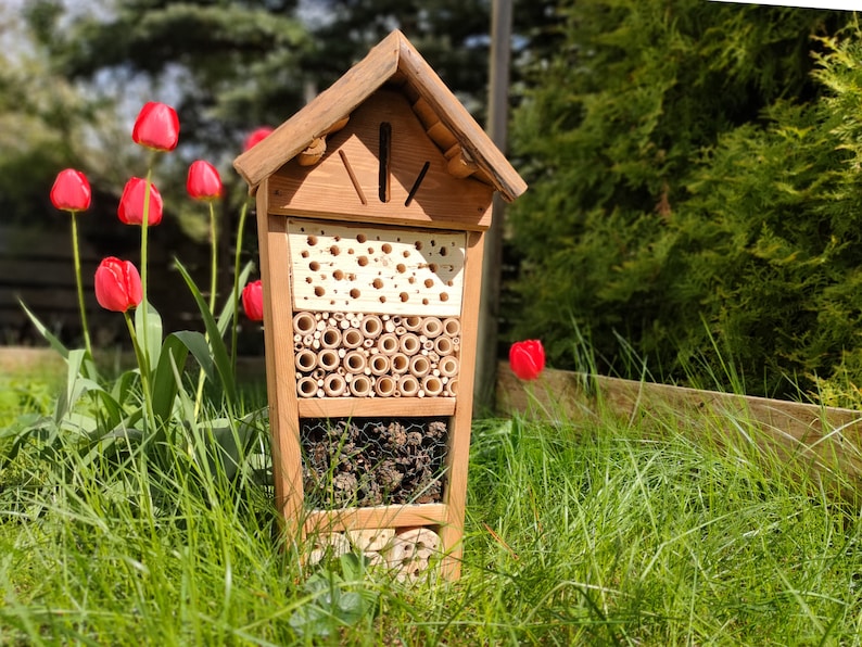 BUG HOUSE Insect Hotel, Butterfly Ladybug House, Mason Bee Large ...