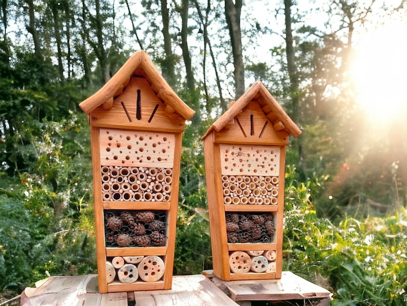 BUG HOUSE Insect Hotel, Butterfly Ladybug House, Mason Bee Large ...