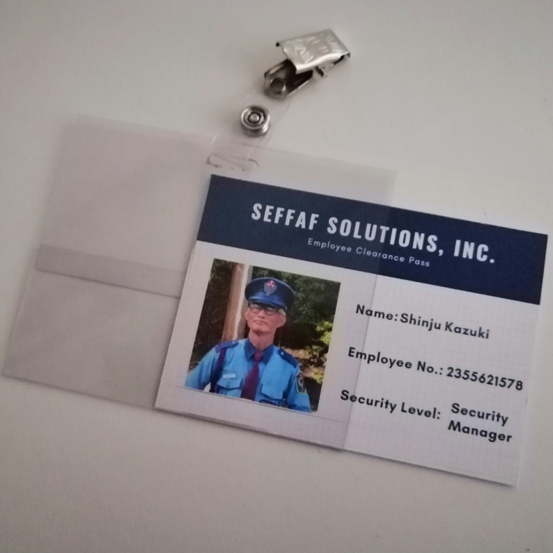 PVC Name Badge Holder, Transparent Id Badge With Latch, Waterproof ID ...