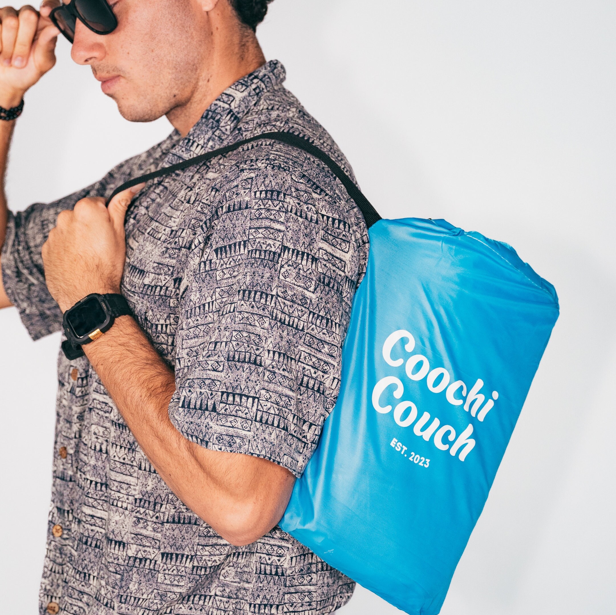 Coochi Couch Inflatable Lounger Airsofa Camping & Beach Accessories ...