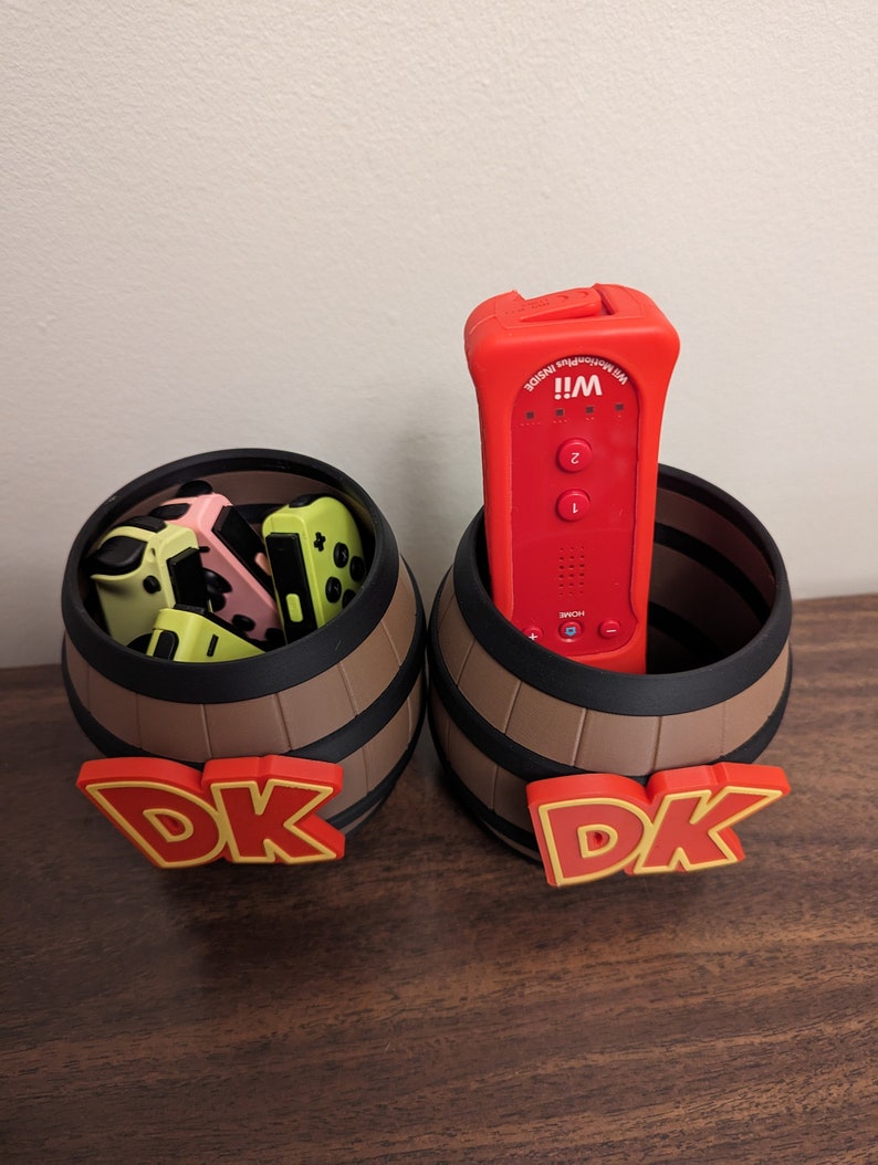 Donkey Kong Retro Barrel Storage - Holder for Nintendo Switch ...