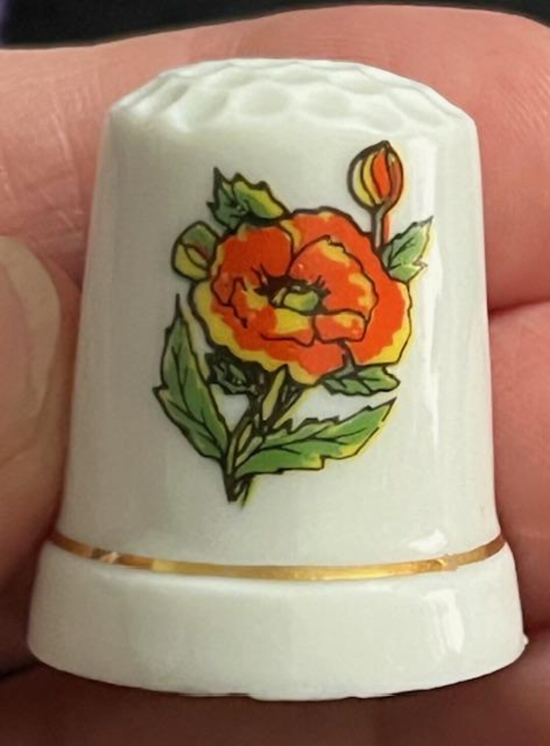Vintage Porcelain Thimble. Note Condition of Bottom Edge Very Slight ...