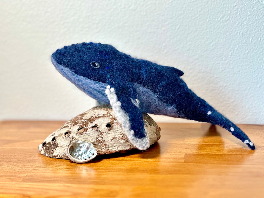 Humpback Whale Needle Felt Figurine - Etsy
