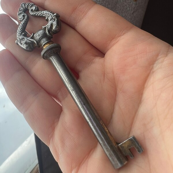 Skeleton Key Art - Etsy