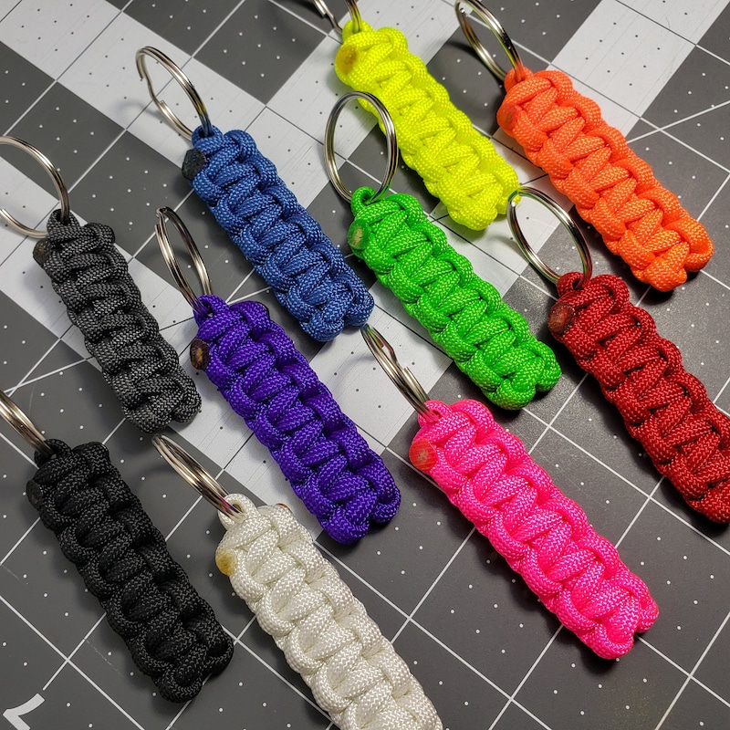 Paracord Keychain - Etsy