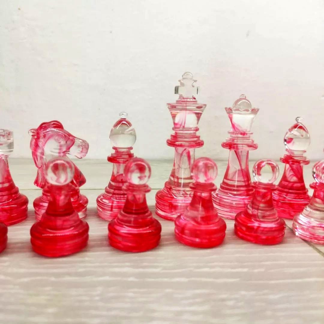 Modern Chess Set Custom Resin Chess Pieces Epoxy Resin Chessboard 10. ...