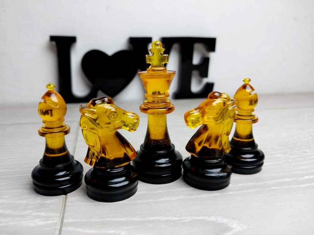 Chess Set Amber Black | Size of King 7cm (2.75 Inches) | Custom Resin ...