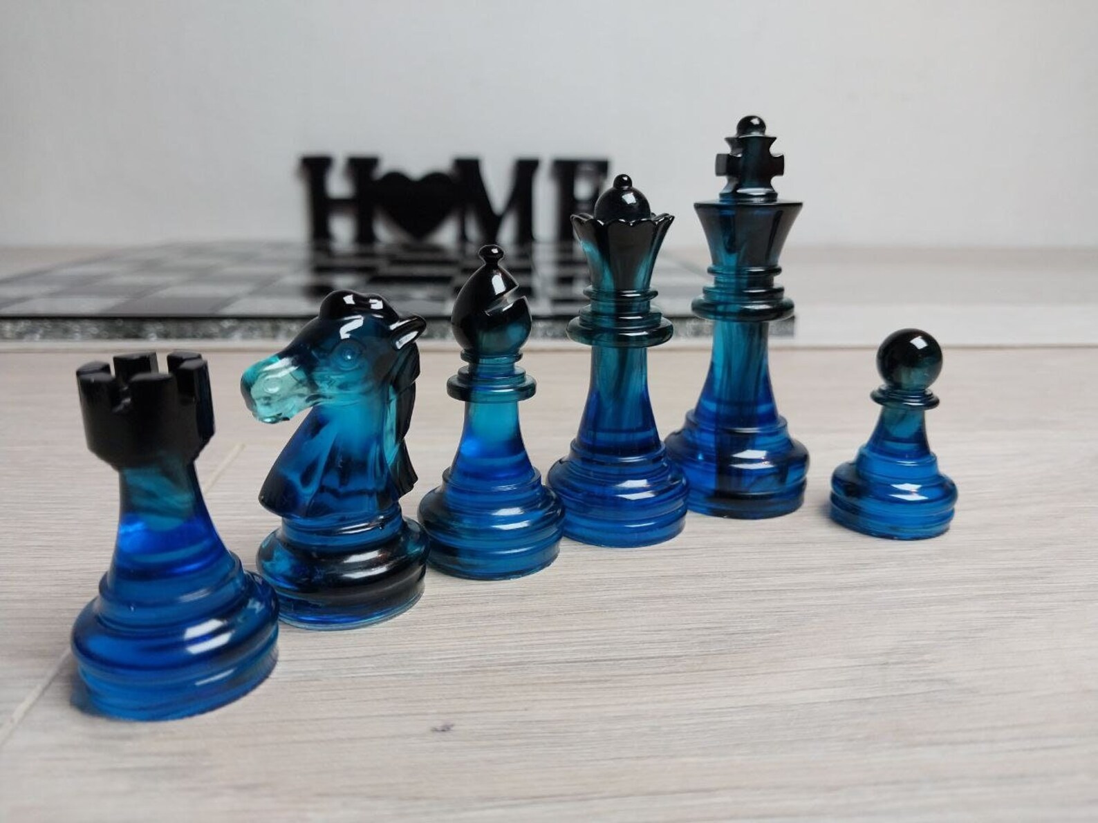 Epoxy Resin Chess Pieces Size of King 7cm 2.75 Inches Chess Sets With ...
