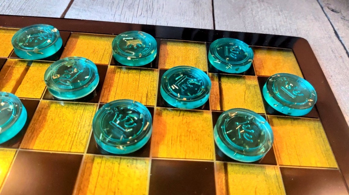 Custom Checkers Pieces | Resin Chess and Checkers Set | Checkers Game ...