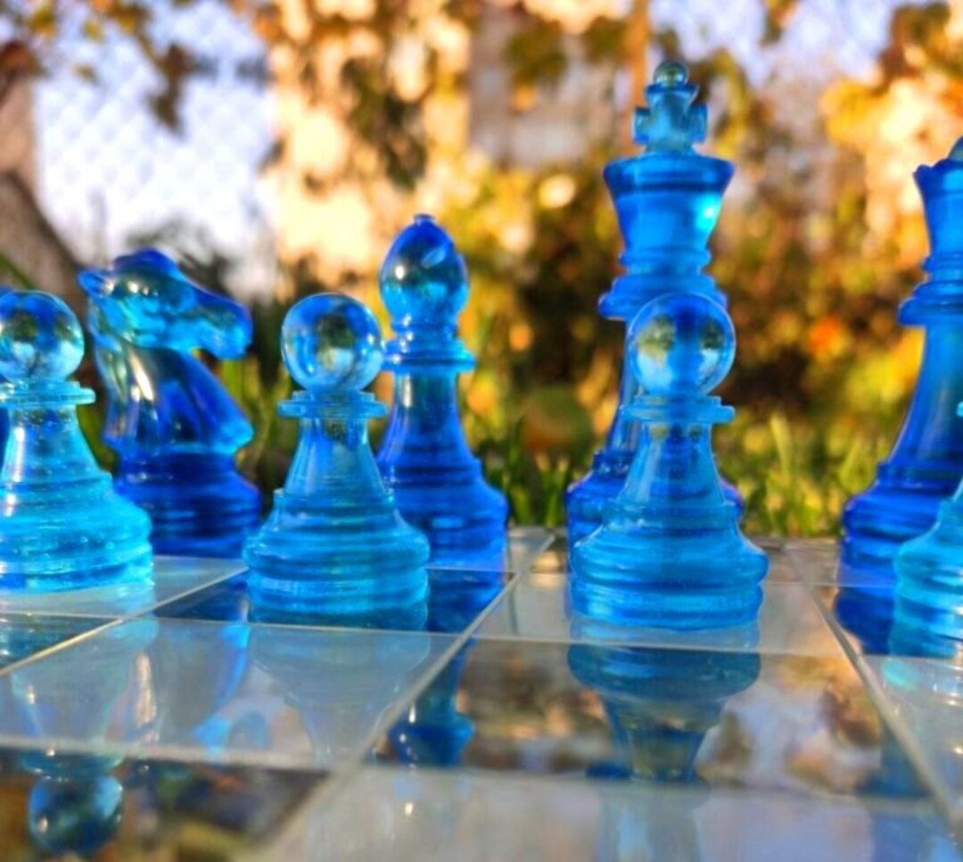 Epoxy Resin Chess Pieces | Unique Colors Resin Figures | Size of King ...