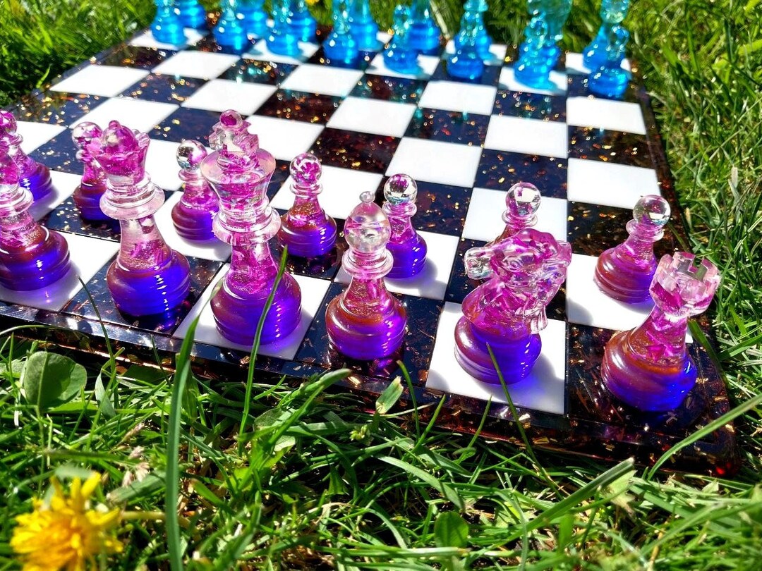 Epoxy Resin Custom Chess Set | Size of King 7cm (2.75 Inches) | Chess ...