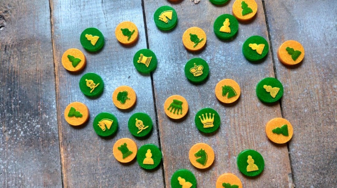 Flat Custom Chess Pieces Size of Chess 23mm5mm Custom Chess Sets With ...