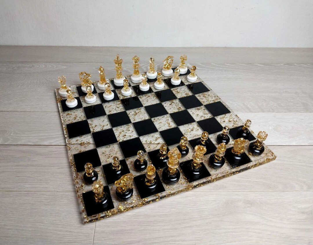 Epoxy Resin Chess Pieces (custom Colors) | Size of King 7cm (2.75 ...