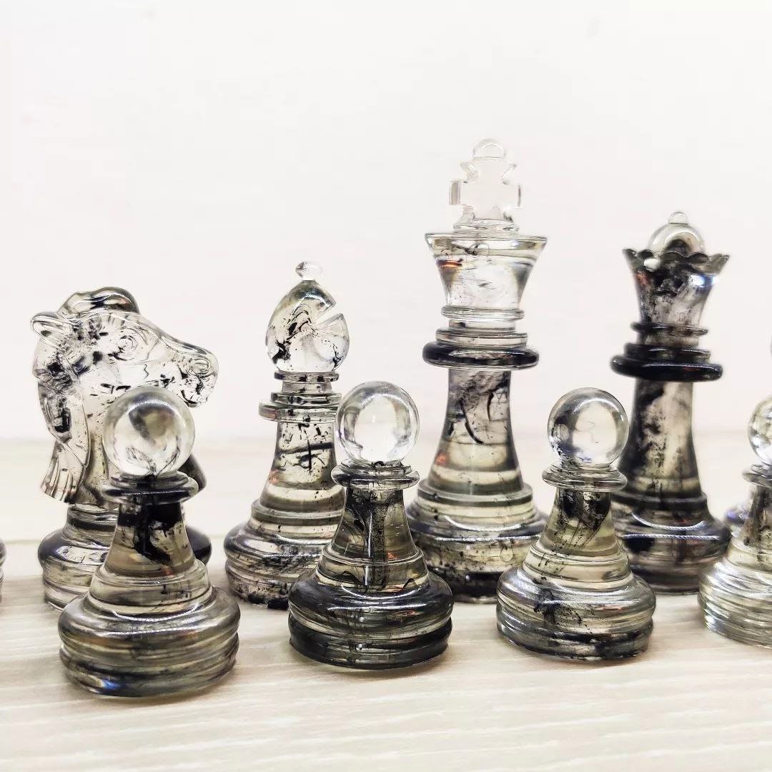 Modern Chess Set | Custom Resin Chess Pieces | Epoxy Resin Chessboard ...