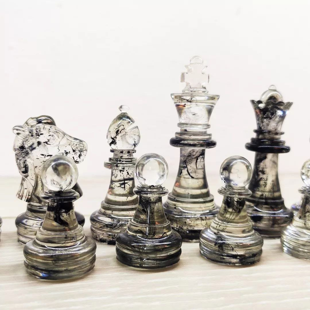 Modern Chess Set | Custom Resin Chess Pieces | Epoxy Resin Chessboard ...