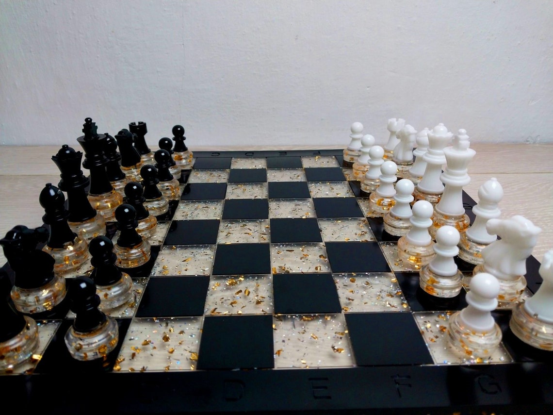 Golden Flakes Chess Pieces Custom Chess Sets With Chessboard Size of ...