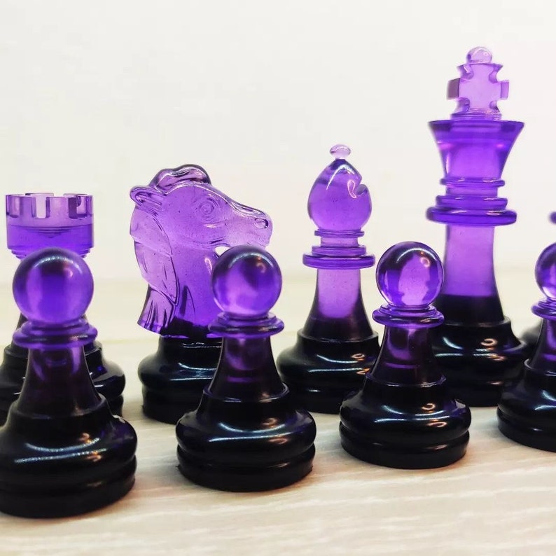 Custom Chess Set Handmade | Epoxy Resin Chess Pieces | Size of King 7cm ...