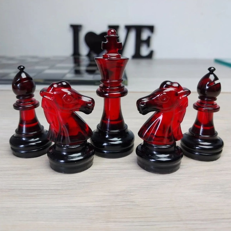 Chess Set Handmade Epoxy Resin Chess Pieces Size of King 7cm 2.75 ...