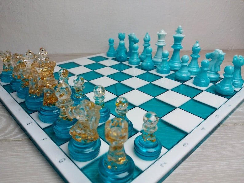 Resin Chess Set With Board | Size of King 7cm (2.75 Inches) | Black and ...