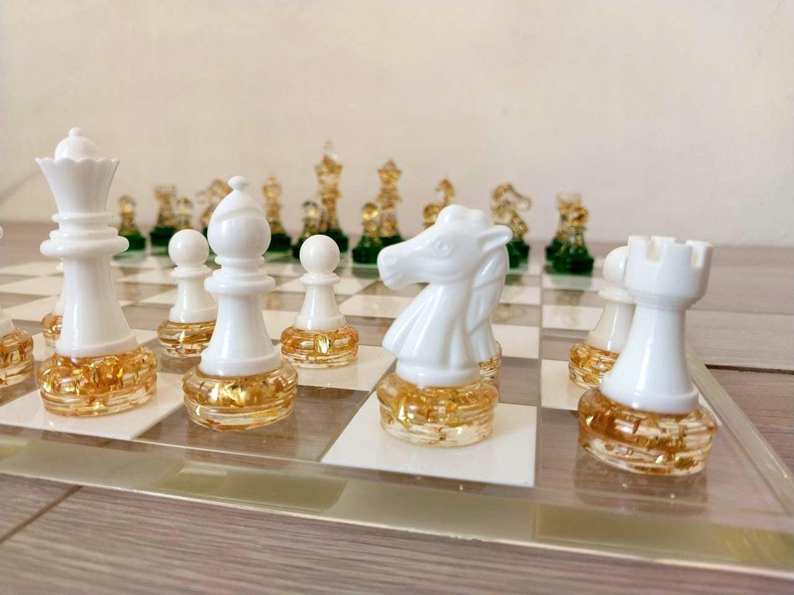 Golden Flakes Chess Pieces | Custom Chess Sets With Chessboard | Size ...