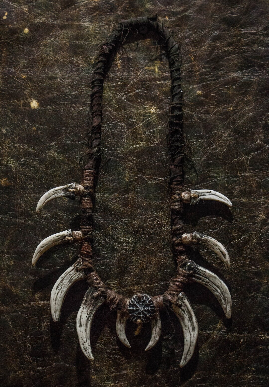 Post-apocalyptic Neck Jewelry Bone Fang Necklace Horror Cinema ...