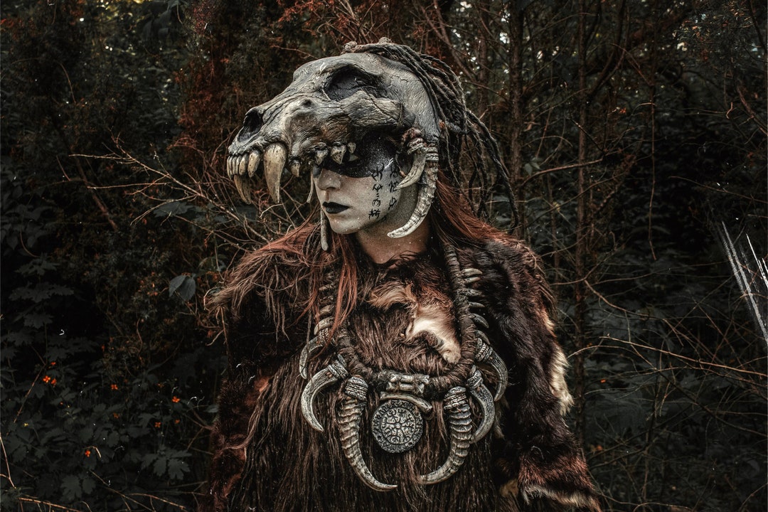 Halloween Mask Cave Wolf Skull Shaman's Headdress Horror Lover Gift ...