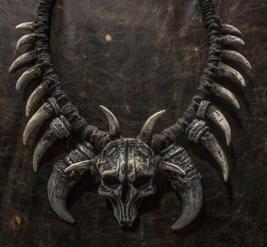 Demonic Bone Necklace | Necromancer Skull Amulet | LARP & Dark Fantasy ...