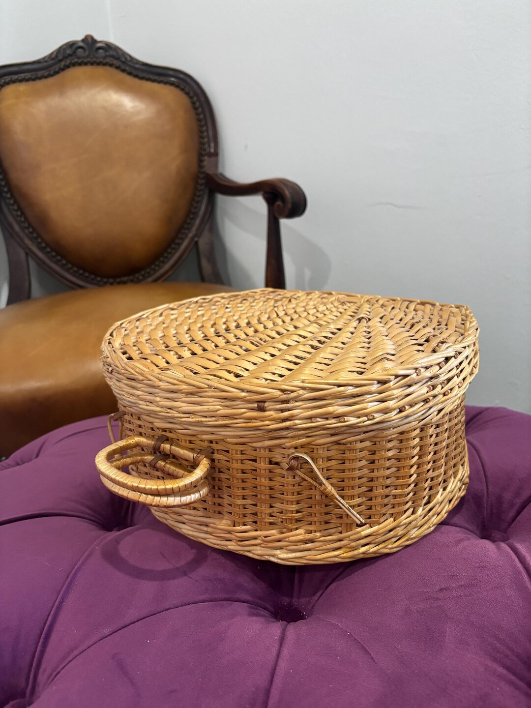 1980's Clamshell Basket - Etsy