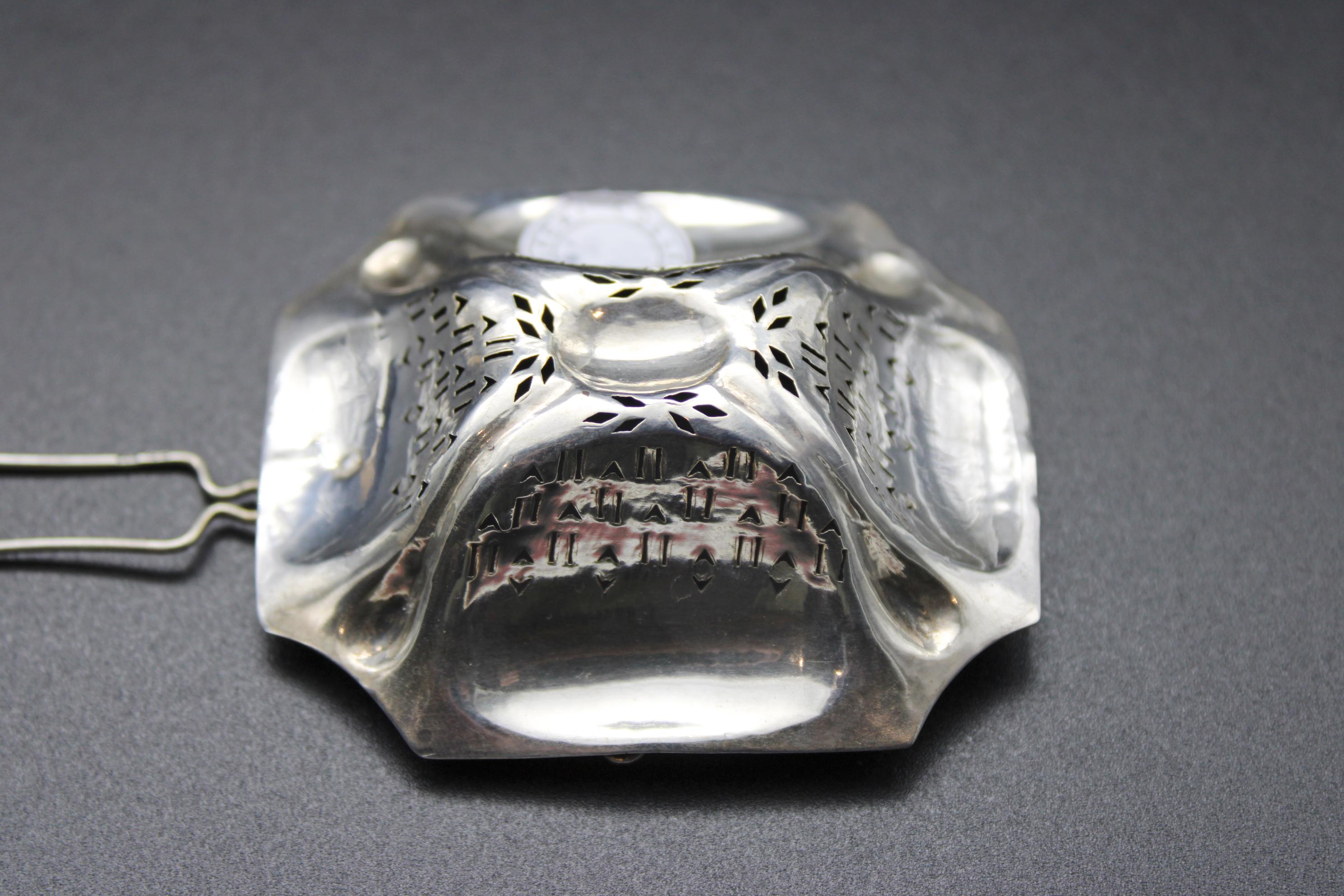 A 19th Century Sterling Silver 'hanging Basket-type' Tea Strainer - Etsy