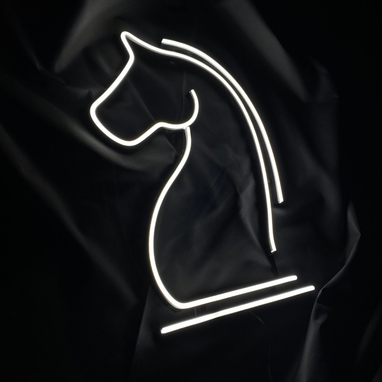 Chess Neon Light, Stately Chess Knight Neon Sign: Elegant Game Room ...